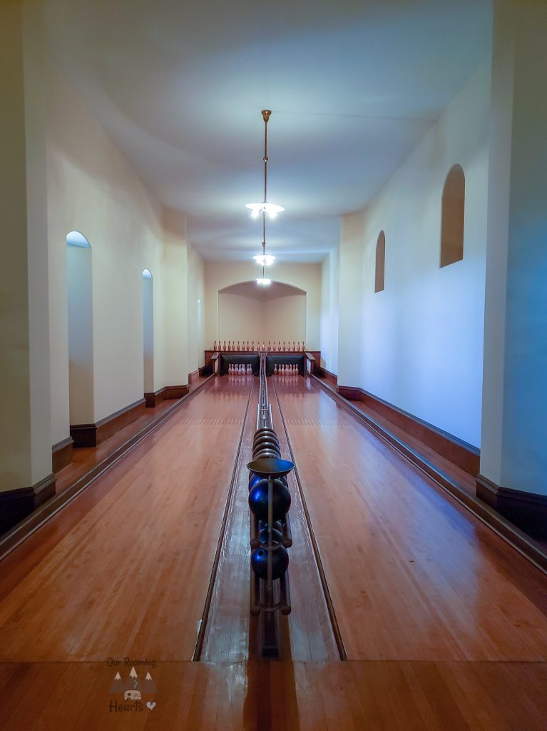 Biltmore House Tour + Biltmore Estate Pictures Tour | Our Roaming Hearts